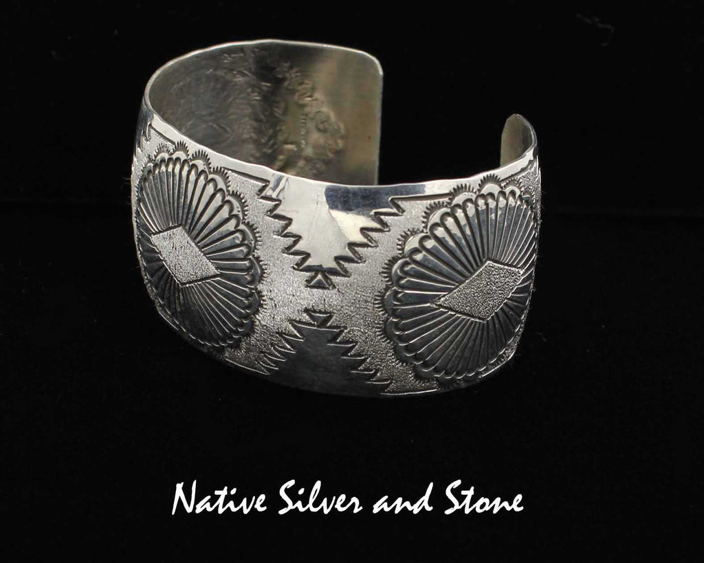 Tahe, Navajo - Native American Jewelry | Native Silver & Stone LLC